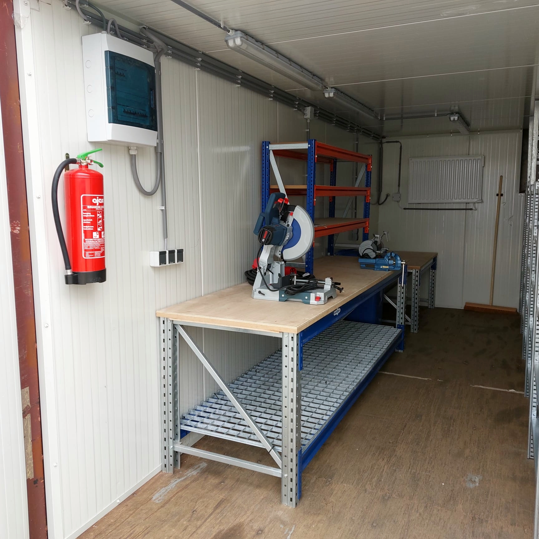 Nieuwste werkplaatscontainer in gebruik - Powerspex